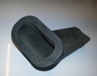 Wasserablauf Motorraum - woher kommt das Teil? | zroadster.com - Die ...