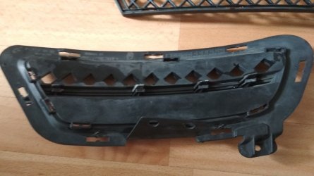 BMW Z4 e89 - 3x Gitter von der N-Front | zroadster.com - Die deutsche ...